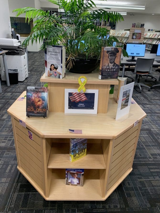 Celebrate Veteran’s Day Display @ Kirkwood Branch | Fulton County ...