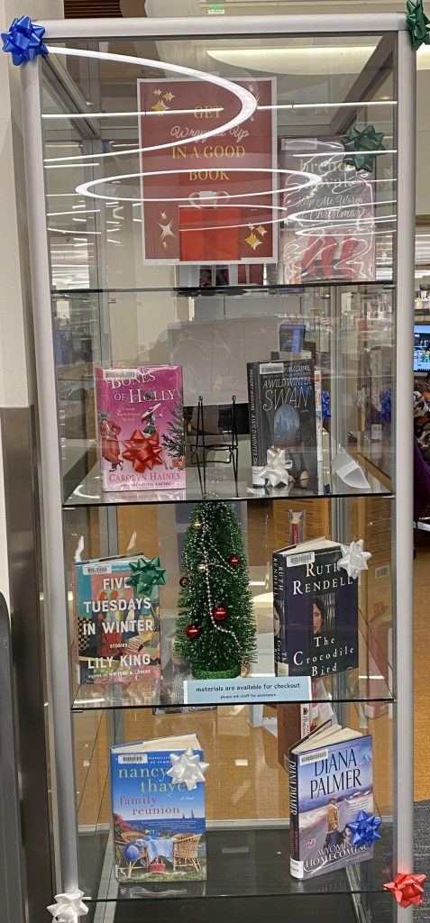Get Wrapped Up in a Good Book! | Fulton County Library System