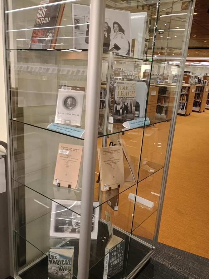 Freedom to Read at Central | Fulton County Library System